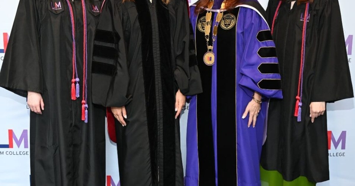 Commencement 2023 | LIM College